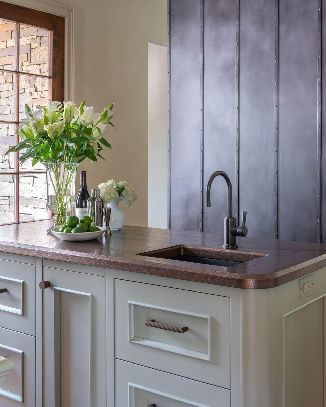 Incorporating Wood and Bars Into the Home | Wood Bar Countertops